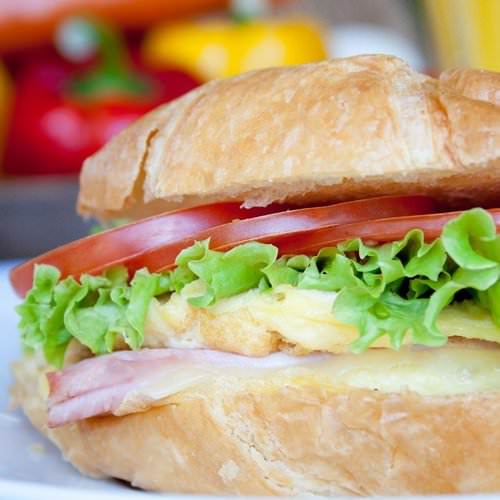 Ooh-La-La Pastelería - Sandwiches en El Salvador
